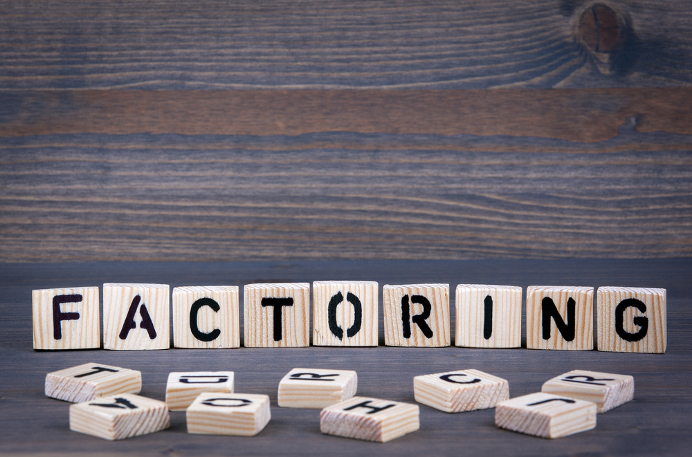 Qué es el factoring financiero, tipos y ventajas | APD